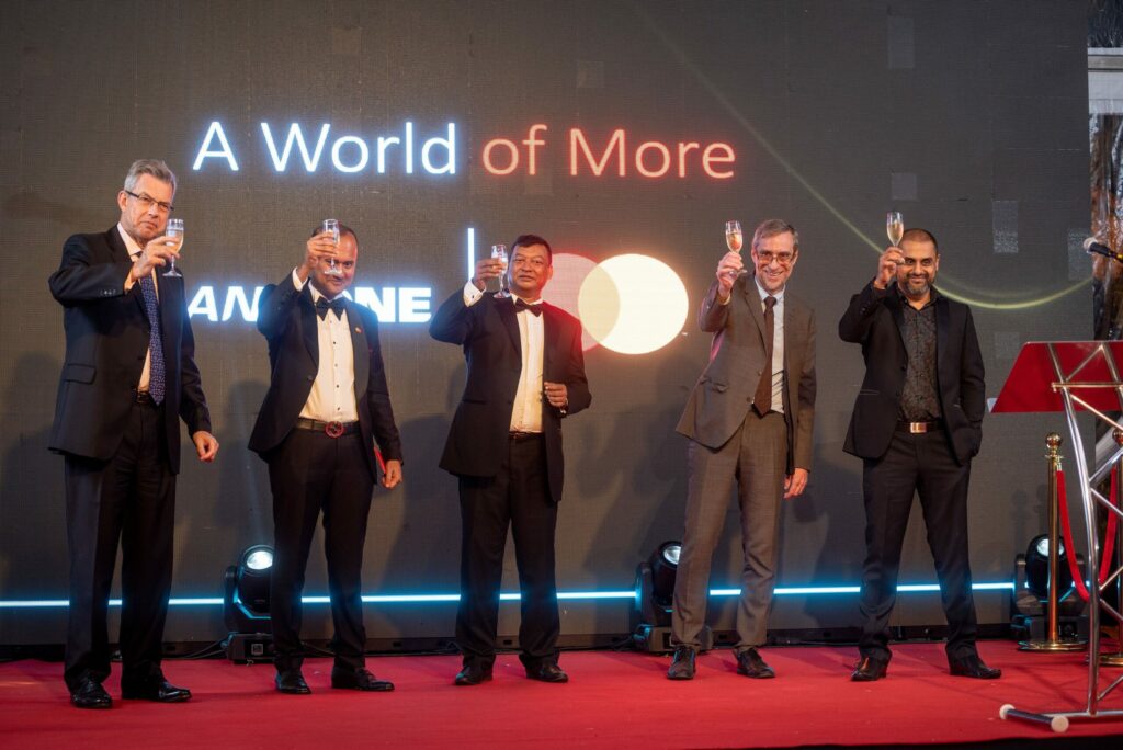 Bank One unveils a new range of premium Mastercards - Bank One Corporate